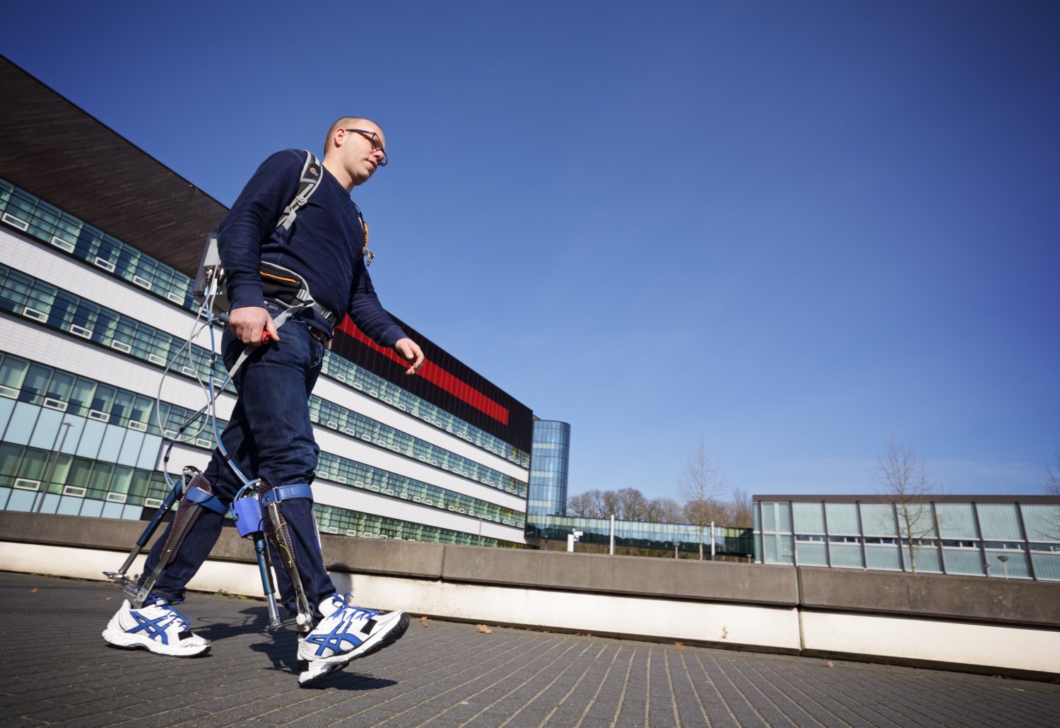 Flexible robotic suit | Wearable Robotics Lab